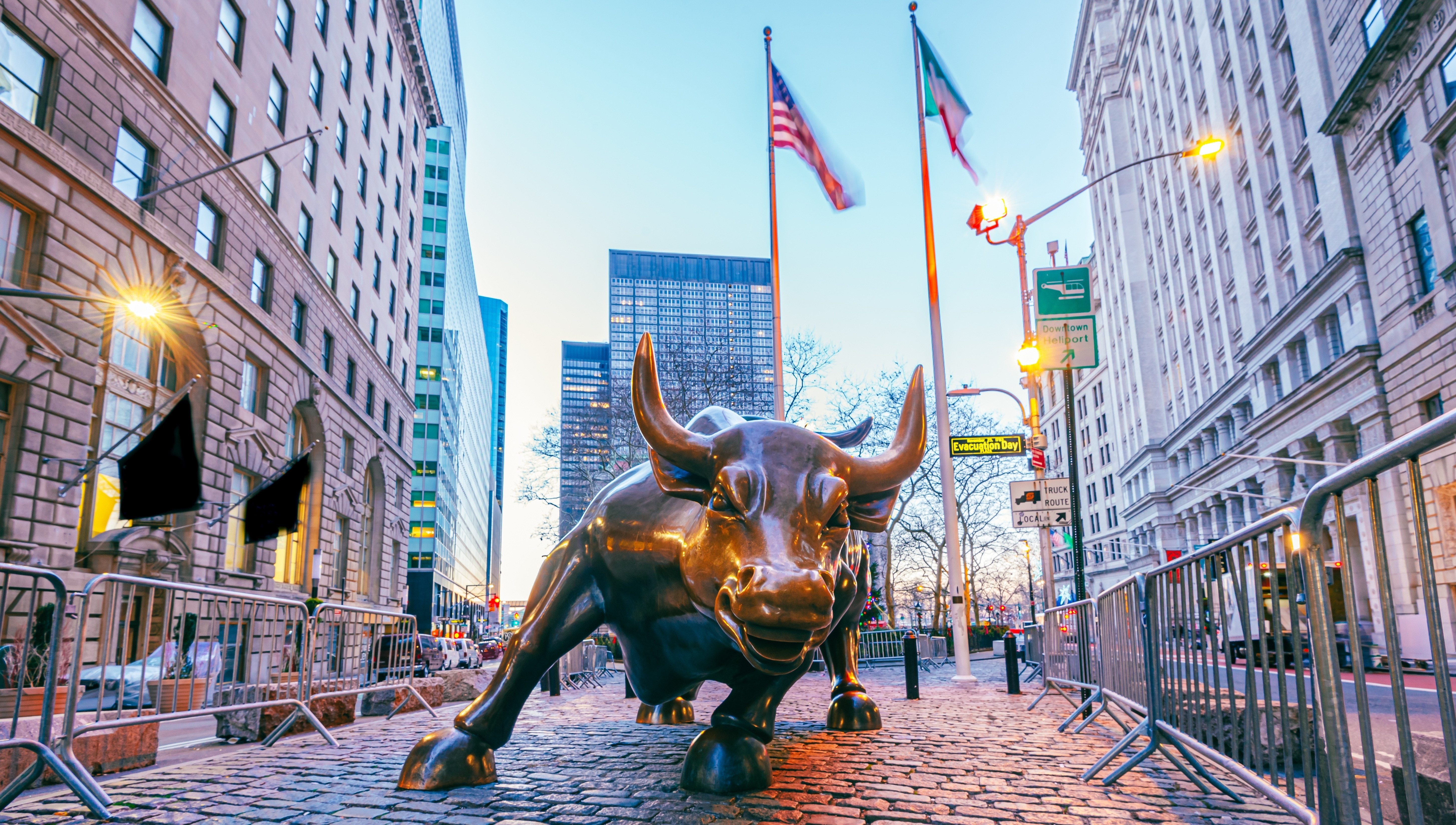 Niciun gigant de pe Wall Street nu anticipează scăderi pe burse în 2026 ...