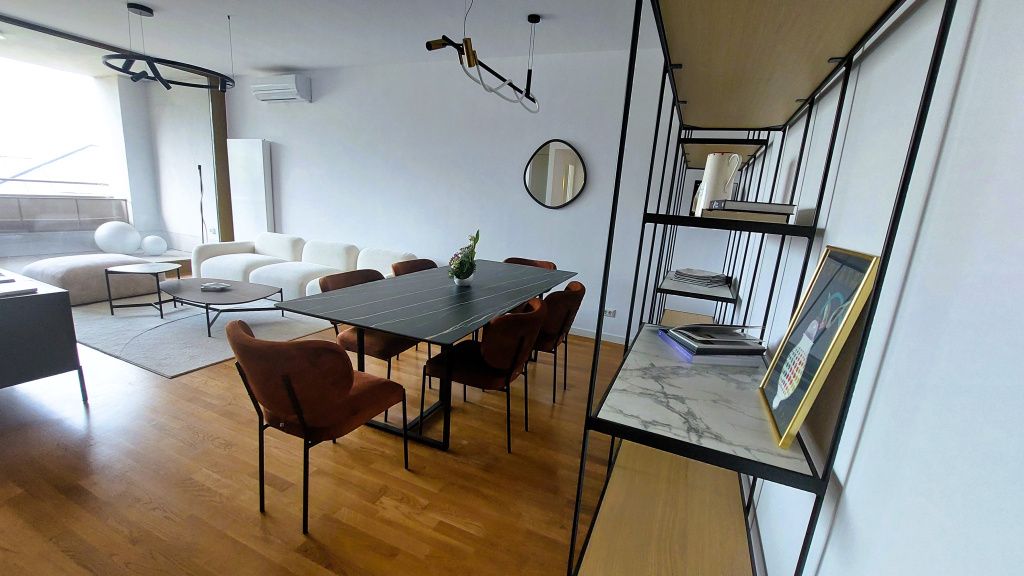 Cum arată un apartament nou cu două camere de 225.000 euro din centru ...