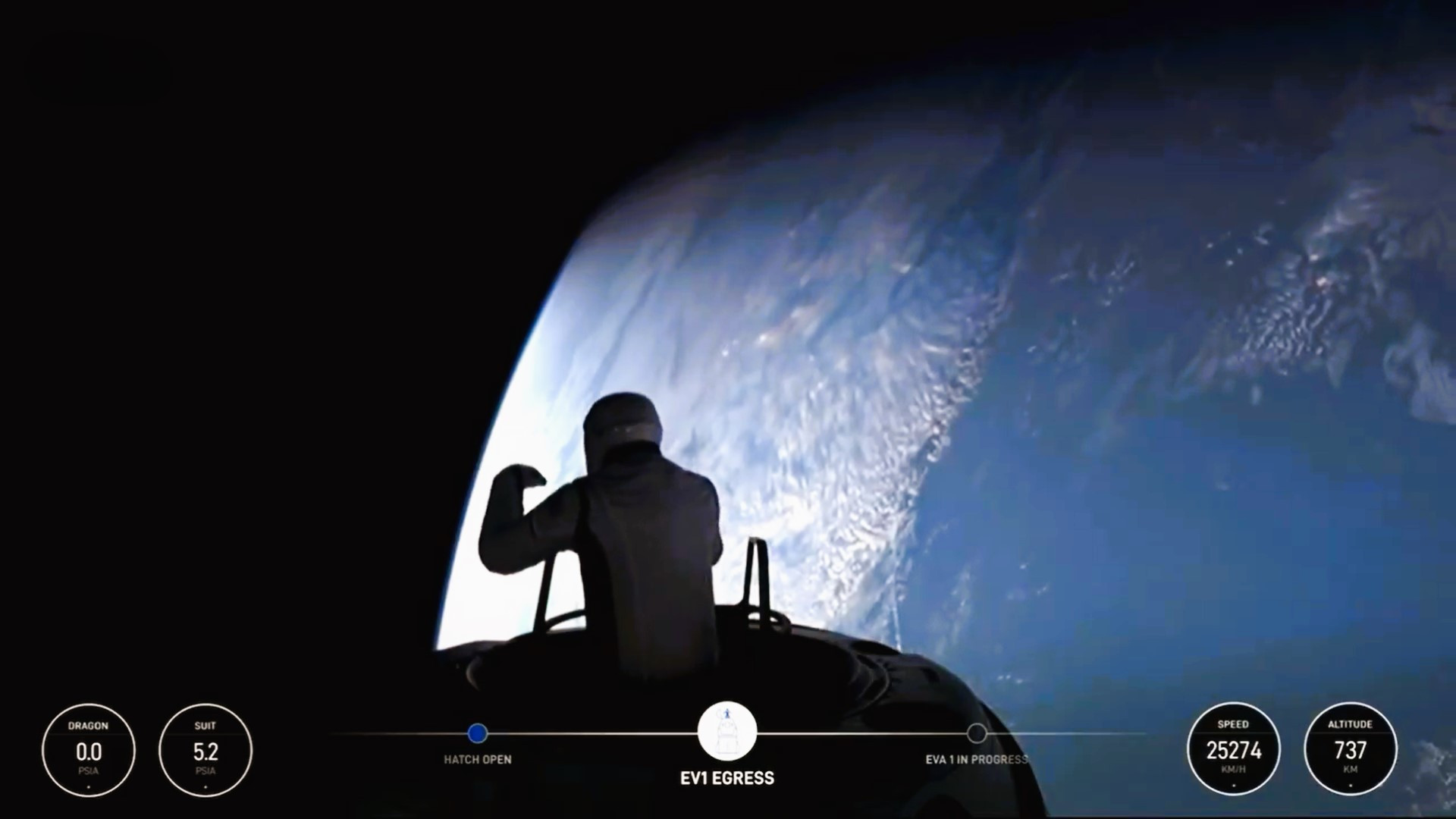 VIDEO | SpaceX a completat cu succes prima misiune de ieșire în spațiu ...