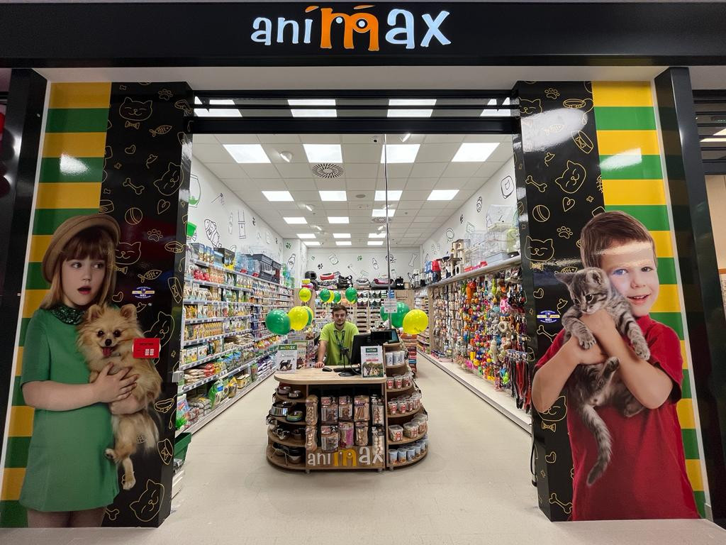 Animax, la final de 2022, în România: 125 magazine și o cifră de ...